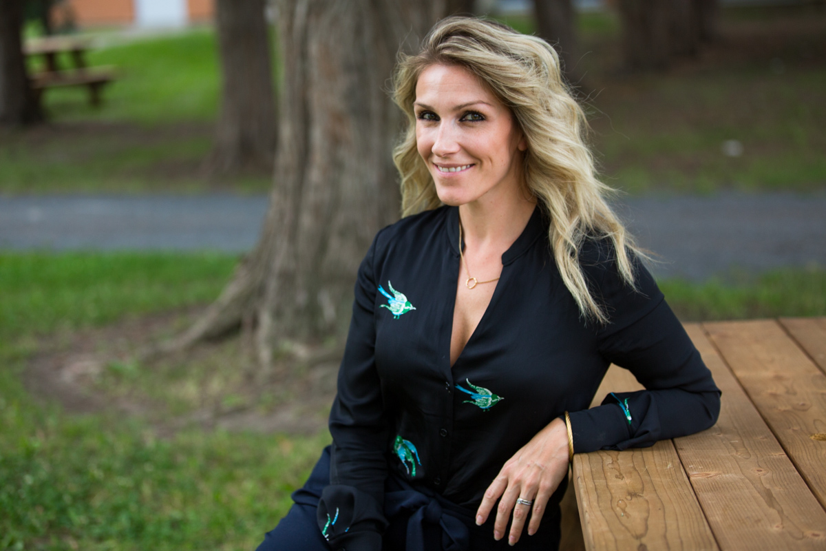 Ingrid Falaise donne la parole aux GUERRIÈRES - Bell Media