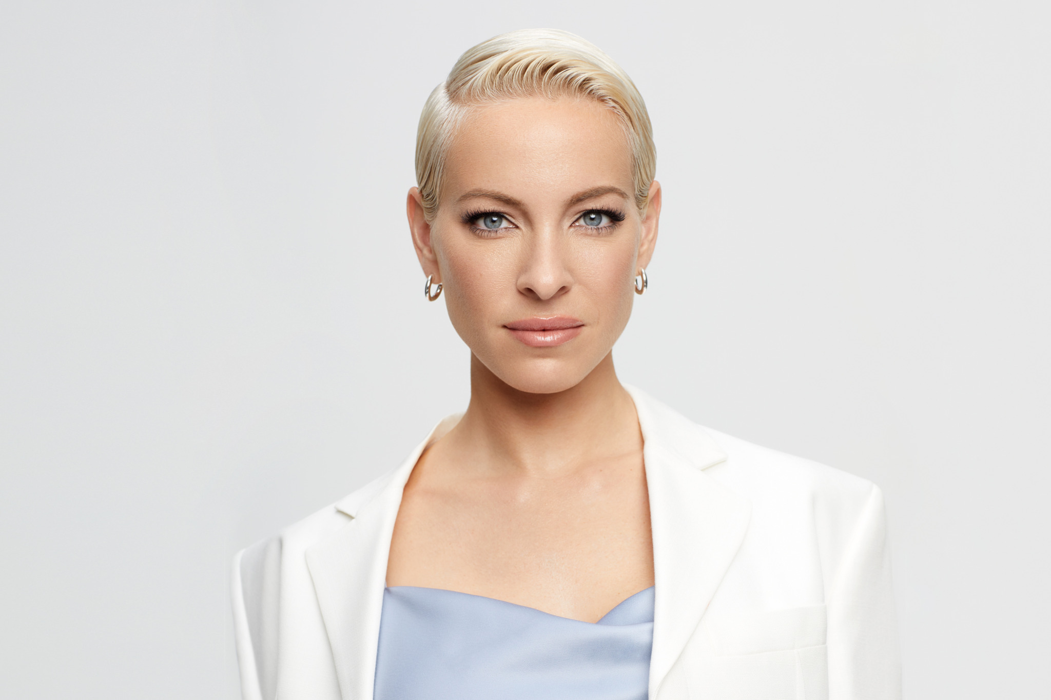 Marie-Mai à la barre des grandes soirées du dimanche de BIG BROTHER ...