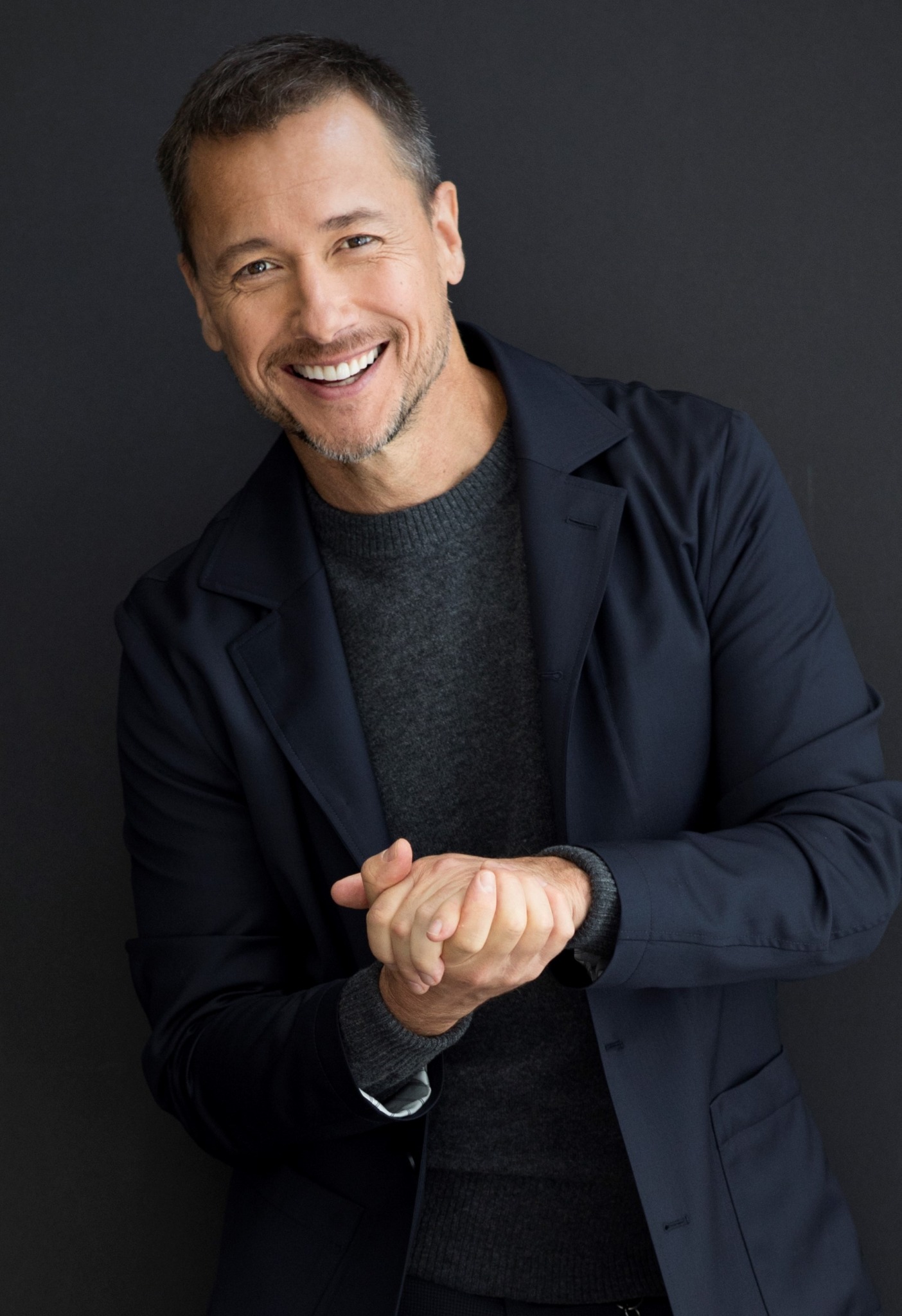 Stéphane Rousseau de retour à ÉNERGIE pour le temps des Fêtes! - Bell Media