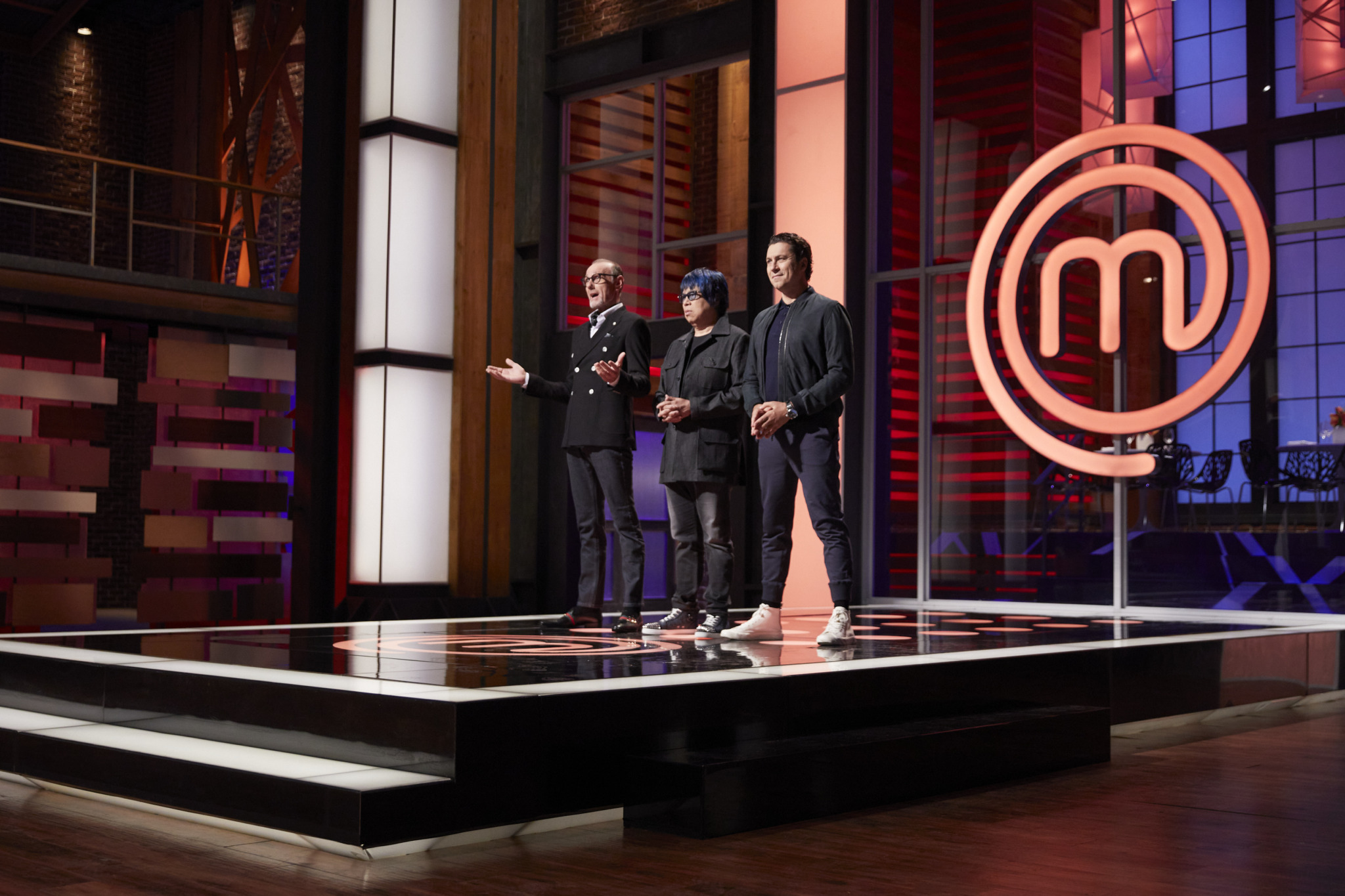 Insect Inspection! Crickets Leap Onto The Menu In New Episode of ...