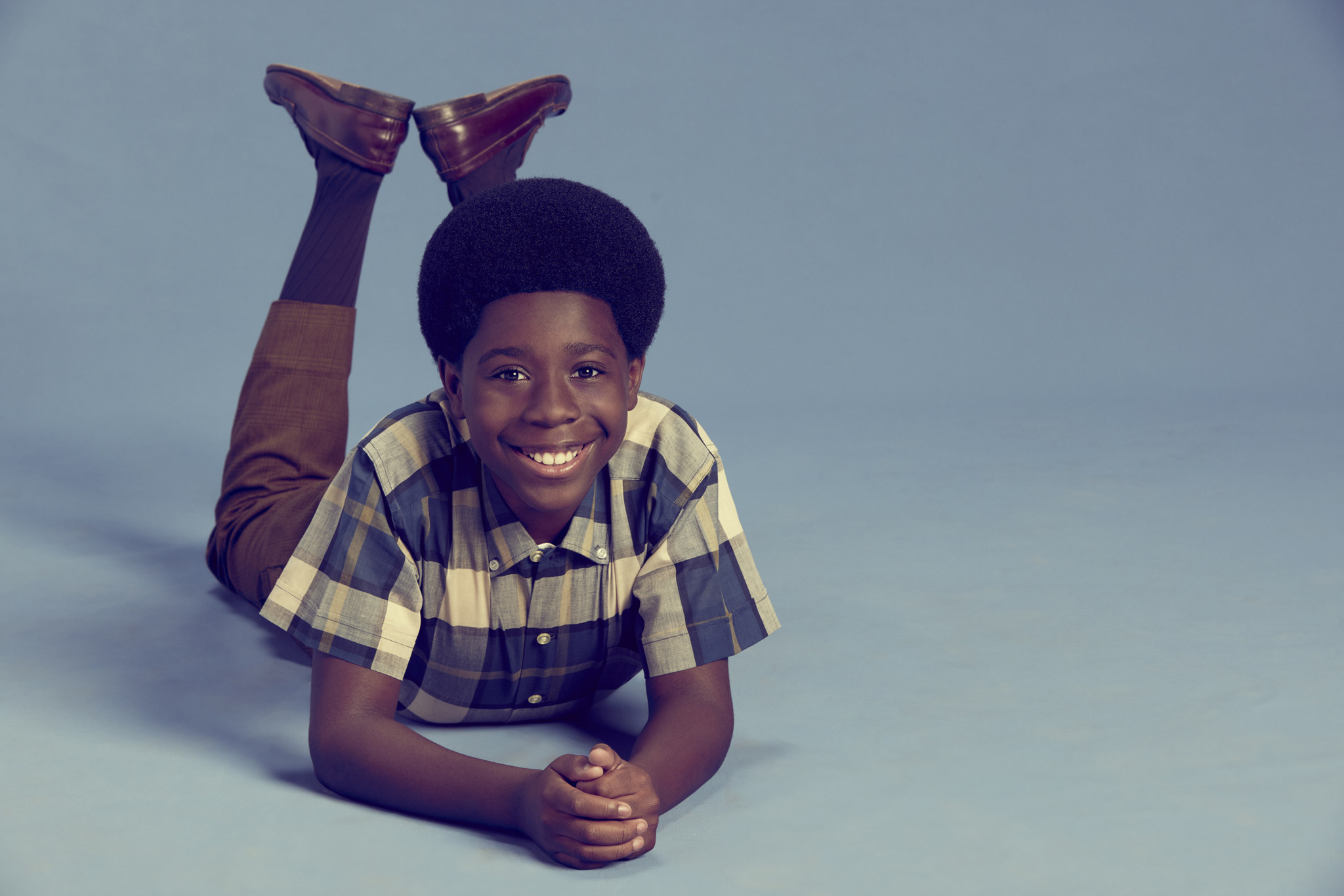 Tight Clothes and No Internet! Twelve-Year-Old Elisha 'EJ' Williams, Star of THE WONDER YEARS ...