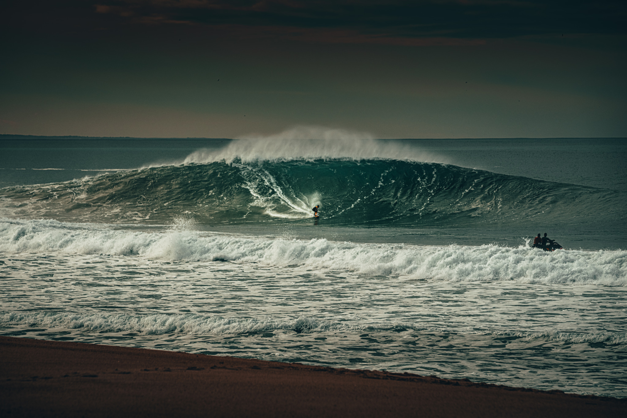 100 Foot Wave | HBO | The Lede