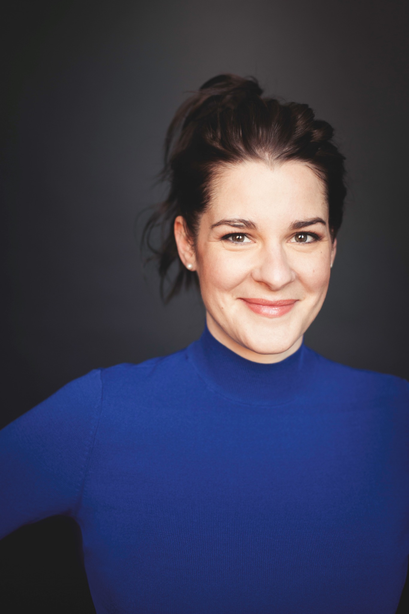 Ève Côté à l’animation de la quatrième saison de ROAST BATTLE : LE ...