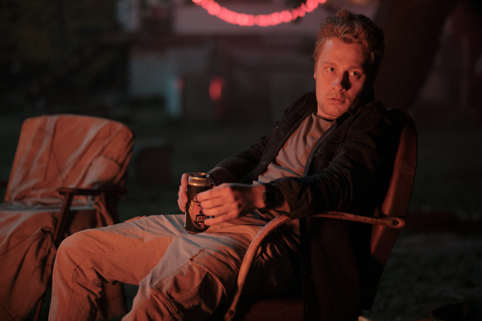 ALLER SIMPLE : SURVIVRE : les premières images enfin dévoilées! - Bell ...