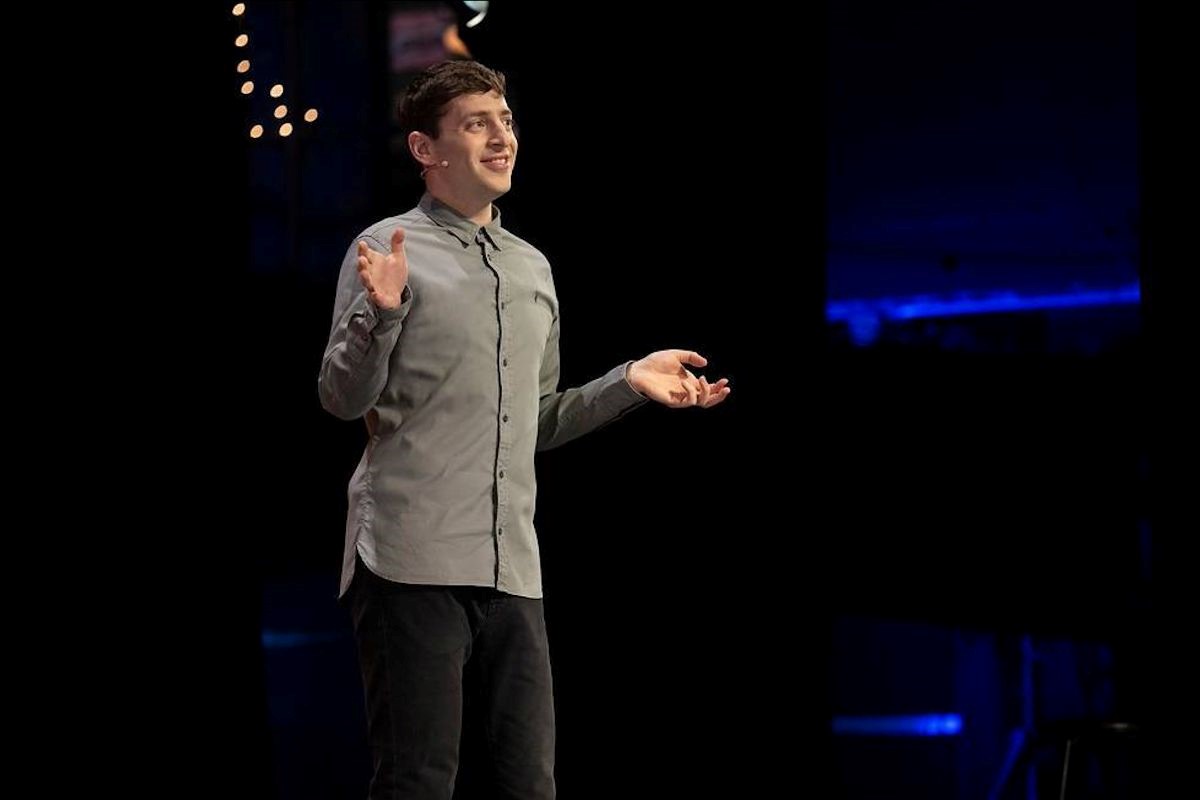 HBO Original Comedy Special ALEX EDELMAN: JUST FOR US Debuts April 6 ...