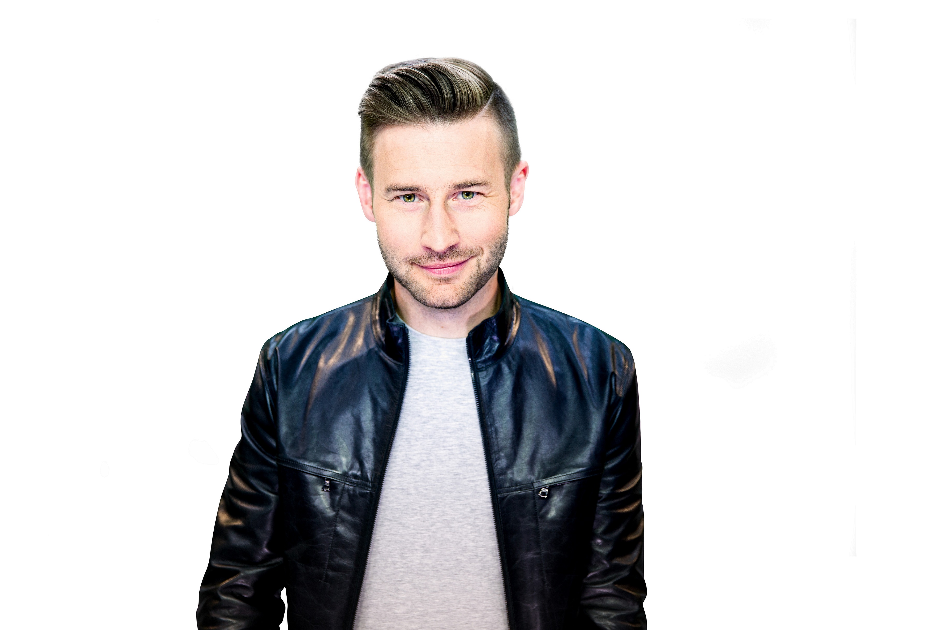 Patrick Langlois devient le porte-parole d’iHeartRadio au Québec - Bell Media